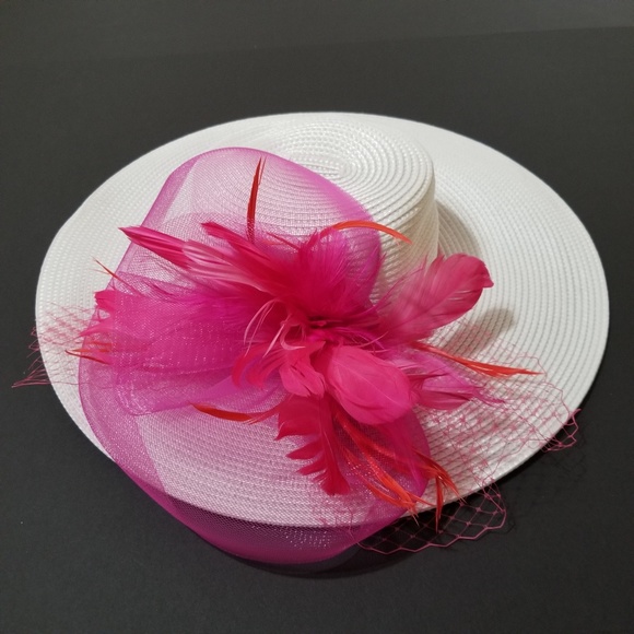 August Hats | Accessories | Nwot August Hats Womens Adjustable White ...